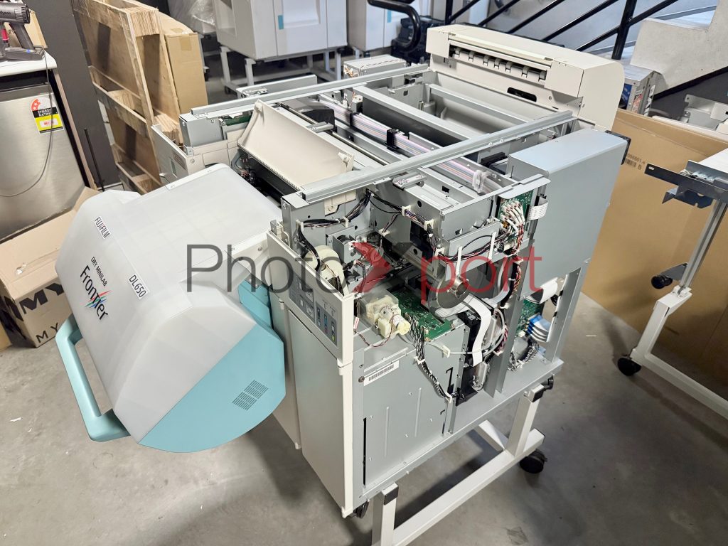 Pre-owned Fuji Frontier DL650 - Only one left - PhotoXport Global Limited